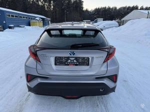 Pelēks Toyota C-HR 2020 Viļņa, ar dzinēja tilpumu 1.80 L un nobraukumu 101 tūkst. km par 19650 €, foto 6 vietnē AUTOMOTO.COM.LV