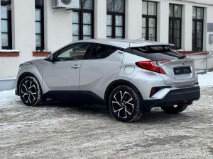 Серый Тойота C-HR 2020 в Шяуляй, объемом двигателя 1.80 л и пробегом 131 тыс. км за 16800 €, фото 7 на AUTOMOTO.COM.LV