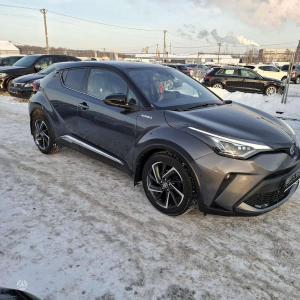 Grey Toyota C-HR 2020 in Kaunas, with an engine capacity of 1.80 L and mileage of 165 thousand km for 18450 €, photo 10 on AUTOMOTO.COM.LV