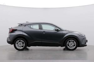 Grey Toyota C-HR 2020 in Vilnius, with an engine capacity of 1.80 L and mileage of 139 thousand km for 19900 €, photo 17 on AUTOMOTO.COM.LV