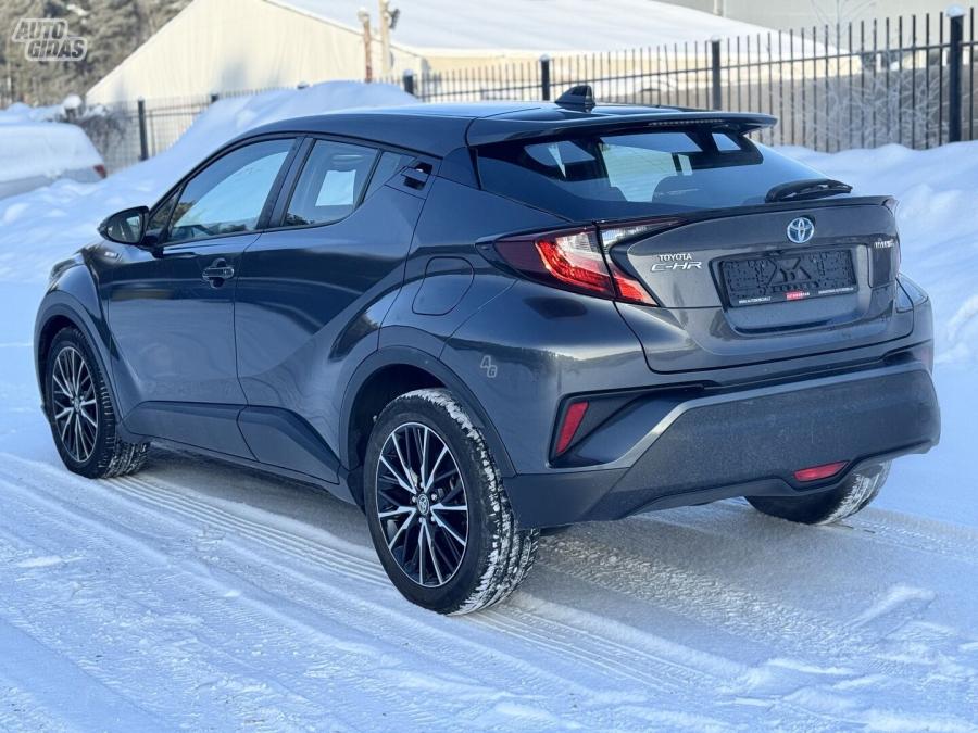 Pelēks Toyota C-HR 2020 Viļņa, ar dzinēja tilpumu 1.80 L un nobraukumu 128 tūkst. km par 19950 €, foto 8 vietnē AUTOMOTO.COM.LV