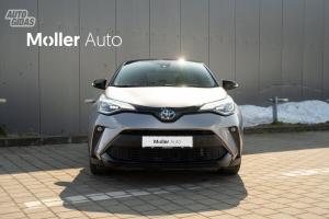 Серый Тойота C-HR 2020 в Вильнюс, объемом двигателя 2.00 л и пробегом 137 тыс. км за 21850 €, фото 2 на AUTOMOTO.COM.LV