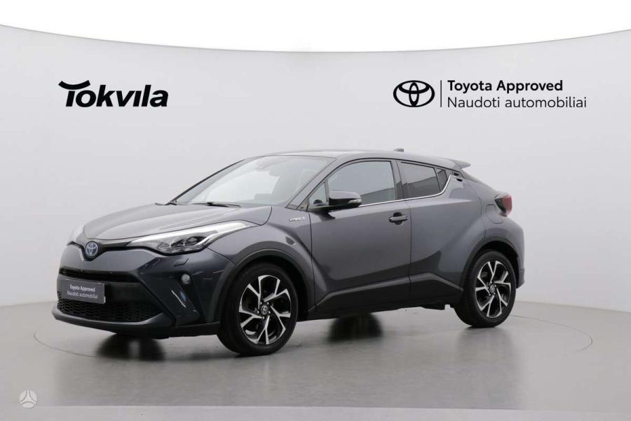 Grey Toyota C-HR 2020 in Vilnius, with an engine capacity of 1.80 L and mileage of 154 thousand km for 21900 €, photo 1 on AUTOMOTO.COM.LV