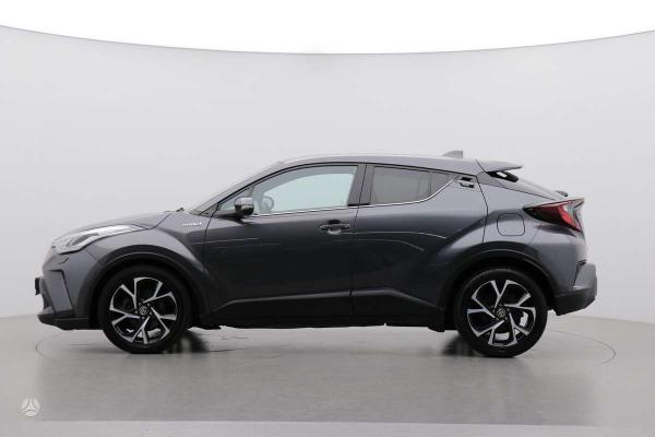 Серый Тойота C-HR 2020 в Вильнюс, объемом двигателя 1.80 л и пробегом 154 тыс. км за 21900 €, фото 4 на AUTOMOTO.COM.LV