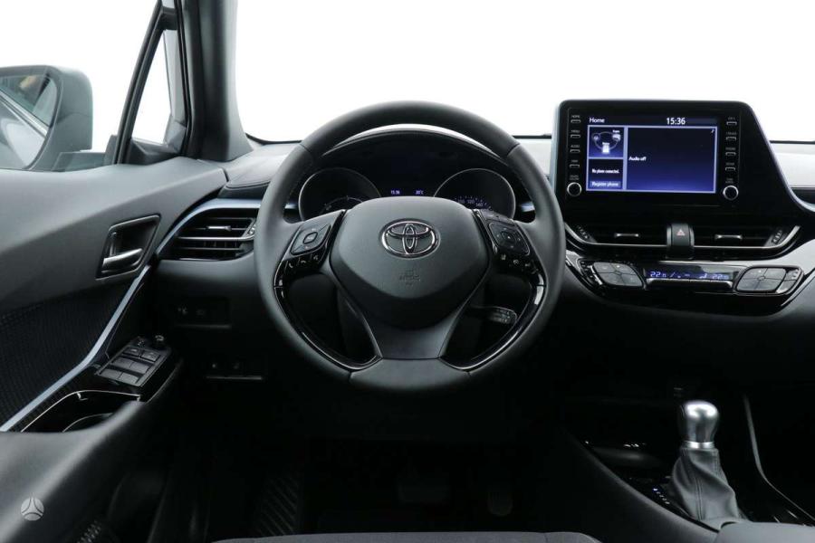 Grey Toyota C-HR 2020 in Vilnius, with an engine capacity of 1.80 L and mileage of 154 thousand km for 21900 €, photo 9 on AUTOMOTO.COM.LV