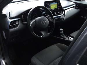 Серый Тойота C-HR 2020 в Каунас, объемом двигателя 1.80 л и пробегом 205 тыс. км за 17950 €, фото 13 на AUTOMOTO.COM.LV