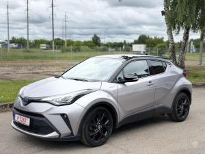 Серый Тойота C-HR 2020 в Вильнюс, объемом двигателя 1.80 л и пробегом 102 тыс. км за 21450 €, фото 9 на AUTOMOTO.COM.LV