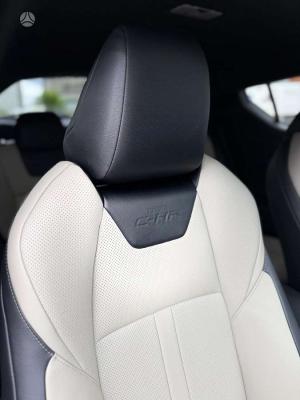 Серый Тойота C-HR 2020 в Вильнюс, объемом двигателя 1.80 л и пробегом 102 тыс. км за 21450 €, фото 23 на AUTOMOTO.COM.LV