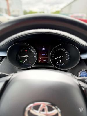 Серый Тойота C-HR 2020 в Вильнюс, объемом двигателя 1.80 л и пробегом 102 тыс. км за 21450 €, фото 32 на AUTOMOTO.COM.LV