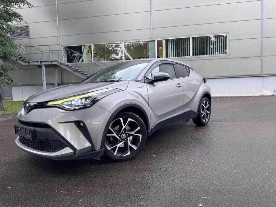 Серый Тойота C-HR 2020 в Алитус, объемом двигателя 1.80 л и пробегом 274 тыс. км за 15950 €, фото 4 на AUTOMOTO.COM.LV