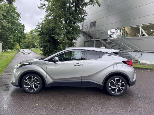 Серый Тойота C-HR 2020 в Алитус, объемом двигателя 1.80 л и пробегом 274 тыс. км за 15950 €, фото 8 на AUTOMOTO.COM.LV