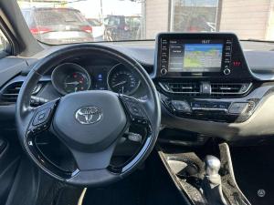 Pelēks Toyota C-HR 2020 Kauņa, ar dzinēja tilpumu 1.99 L un nobraukumu 53 tūkst. km par 18950 €, foto 6 vietnē AUTOMOTO.COM.LV