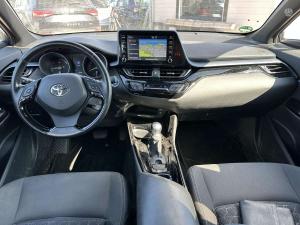 Pelēks Toyota C-HR 2020 Kauņa, ar dzinēja tilpumu 1.99 L un nobraukumu 53 tūkst. km par 18950 €, foto 8 vietnē AUTOMOTO.COM.LV