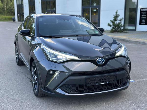 Серый Тойота C-HR 2020 в Каунас, объемом двигателя 1.80 л и пробегом 124 тыс. км за 20950 €, фото 5 на AUTOMOTO.COM.LV