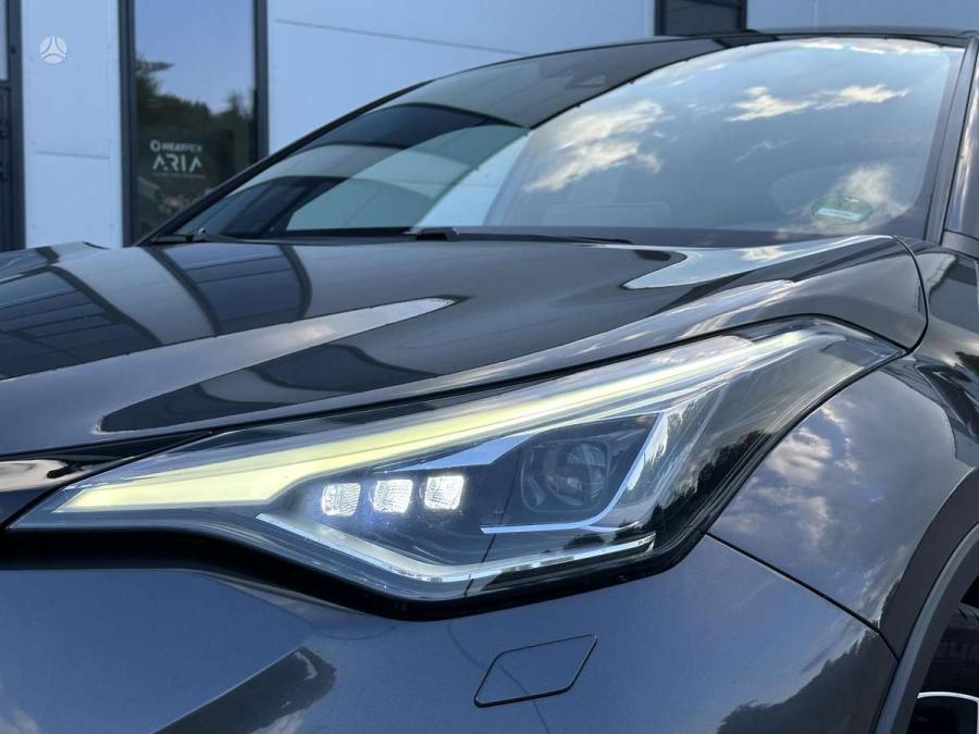 Серый Тойота C-HR 2020 в Каунас, объемом двигателя 1.80 л и пробегом 124 тыс. км за 20950 €, фото 23 на AUTOMOTO.COM.LV