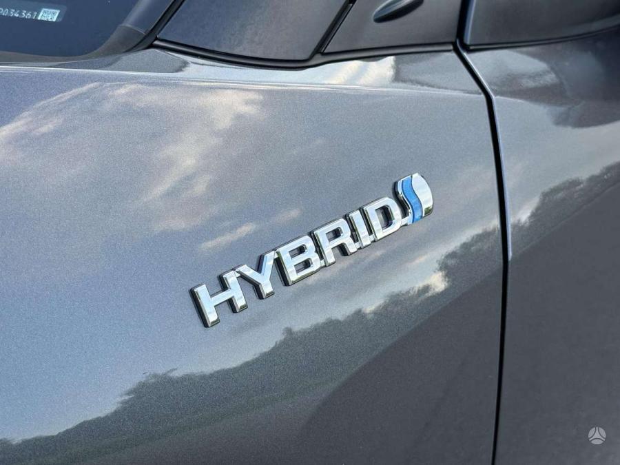 Серый Тойота C-HR 2020 в Каунас, объемом двигателя 1.80 л и пробегом 124 тыс. км за 20950 €, фото 24 на AUTOMOTO.COM.LV
