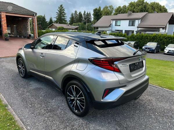 Pelēks Toyota C-HR 2020 Viļņa, ar dzinēja tilpumu 1.80 L un nobraukumu 137 tūkst. km par 19800 €, foto 5 vietnē AUTOMOTO.COM.LV