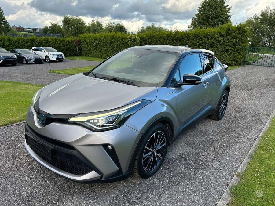 Серый Тойота C-HR 2020 в Вильнюс, объемом двигателя 1.80 л и пробегом 137 тыс. км за 19800 €, фото 10 на AUTOMOTO.COM.LV