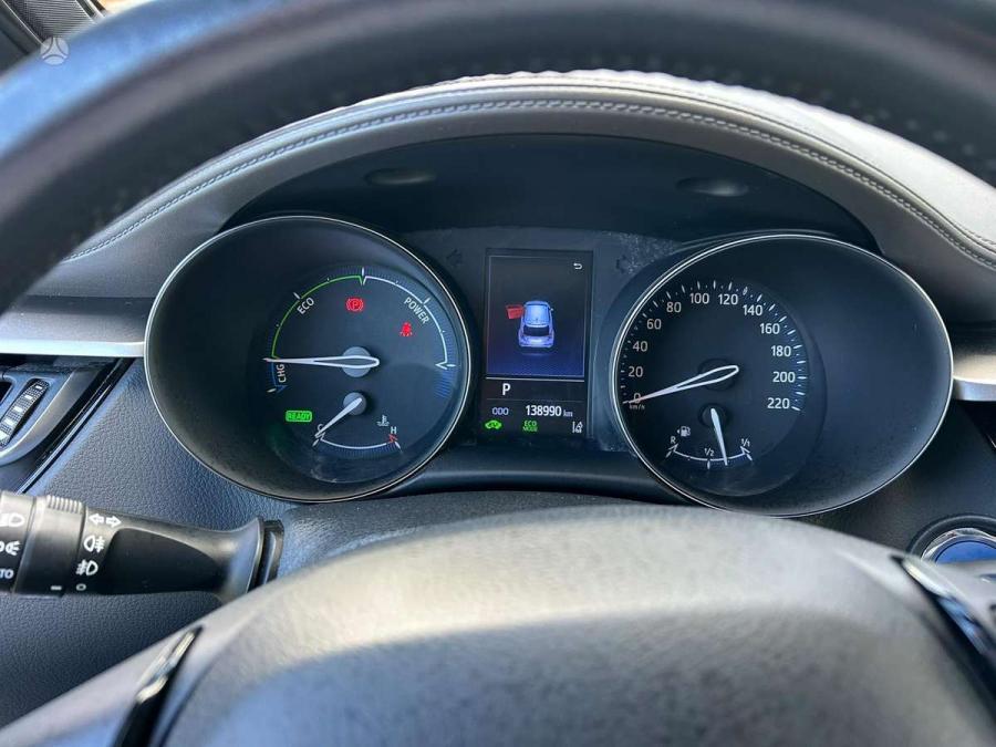Серый Тойота C-HR 2020 в Вильнюс, объемом двигателя 1.80 л и пробегом 137 тыс. км за 19800 €, фото 20 на AUTOMOTO.COM.LV