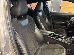 Pelēks Toyota C-HR 2020 Rīga, ar dzinēja tilpumu 2.00 L un nobraukumu 129 tūkst. km par 18900 €, foto 14 vietnē AUTOMOTO.COM.LV
