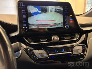 Pelēks Toyota C-HR 2020 Rīga, ar dzinēja tilpumu 2.00 L un nobraukumu 129 tūkst. km par 18900 €, foto 20 vietnē AUTOMOTO.COM.LV