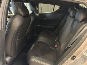 Pelēks Toyota C-HR 2020 Rīga, ar dzinēja tilpumu 2.00 L un nobraukumu 129 tūkst. km par 18900 €, foto 29 vietnē AUTOMOTO.COM.LV
