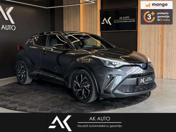 Grey Toyota C-HR 2020 in Kaunas, with an engine capacity of 1.80 L and mileage of 124 thousand km for 22990 €, photo 1 on AUTOMOTO.COM.LV