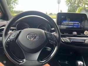 Серый Тойота C-HR 2020 в Каунас, объемом двигателя 1.80 л и пробегом 161 тыс. км за 16600 €, фото 21 на AUTOMOTO.COM.LV