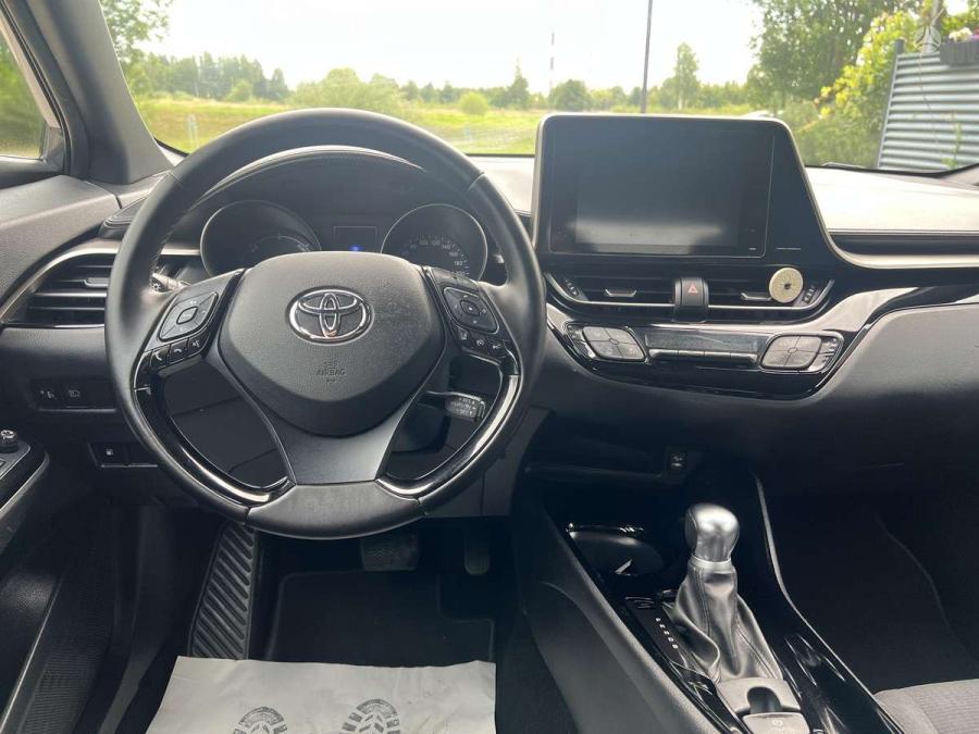 Серый Тойота C-HR 2020 в Каунас, объемом двигателя 1.80 л и пробегом 161 тыс. км за 16600 €, фото 29 на AUTOMOTO.COM.LV
