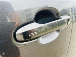 Серый Тойота C-HR 2020 в Каунас, объемом двигателя 1.80 л и пробегом 161 тыс. км за 16600 €, фото 30 на AUTOMOTO.COM.LV