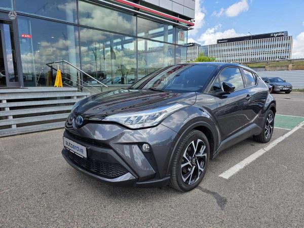 Pelēks Toyota C-HR 2020 Viļņa, ar dzinēja tilpumu 1.99 L un nobraukumu 63 tūkst. km par 23980 €, foto 1 vietnē AUTOMOTO.COM.LV