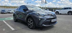 Grey Toyota C-HR 2020 in Vilnius, with an engine capacity of 1.99 L and mileage of 63 thousand km for 23980 €, photo 4 on AUTOMOTO.COM.LV
