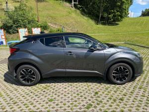 Grey Toyota C-HR 2020 in Kaunas, with an engine capacity of 1.80 L and mileage of 149 thousand km for 20950 €, photo 6 on AUTOMOTO.COM.LV