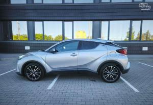 Серый Тойота C-HR 2020 в Каунас, объемом двигателя 1.80 л и пробегом 155 тыс. км за 18550 €, фото 5 на AUTOMOTO.COM.LV