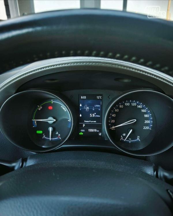Grey Toyota C-HR 2020 in Kaunas, with an engine capacity of 1.80 L and mileage of 155 thousand km for 18550 €, photo 10 on AUTOMOTO.COM.LV