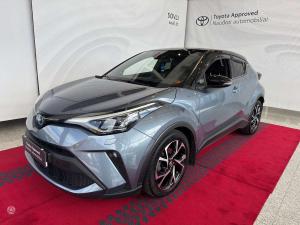 Grey Toyota C-HR 2020 in Siauliai, with an engine capacity of 1.80 L and mileage of 122 thousand km for 20900 €, photo  on AUTOMOTO.COM.LV