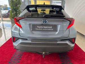 Grey Toyota C-HR 2020 in Siauliai, with an engine capacity of 1.80 L and mileage of 122 thousand km for 20900 €, photo 8 on AUTOMOTO.COM.LV