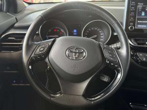 Grey Toyota C-HR 2020 in Siauliai, with an engine capacity of 1.80 L and mileage of 122 thousand km for 20900 €, photo 17 on AUTOMOTO.COM.LV