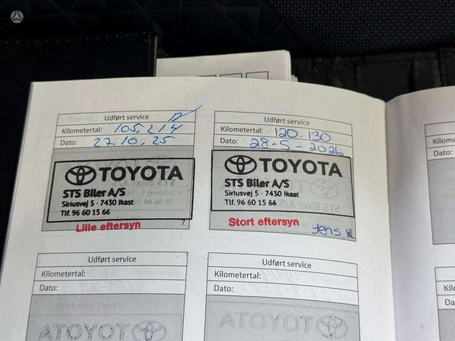 Grey Toyota C-HR 2020 in Siauliai, with an engine capacity of 1.80 L and mileage of 122 thousand km for 20900 €, photo 29 on AUTOMOTO.COM.LV