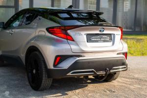 Grey Toyota C-HR 2020 in Vilnius, with an engine capacity of 1.99 L and mileage of 128 thousand km for 19900 €, photo 16 on AUTOMOTO.COM.LV