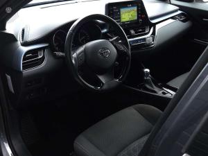 Pelēks Toyota C-HR 2020 Kauņa, ar dzinēja tilpumu 1.80 L un nobraukumu 205 tūkst. km par 17950 €, foto 13 vietnē AUTOMOTO.COM.LV