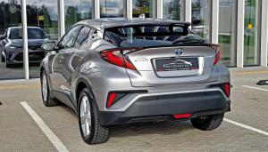 Серый Тойота C-HR 2020 в Вильнюс, объемом двигателя 1.80 л и пробегом 55 тыс. км за 20990 €, фото 5 на AUTOMOTO.COM.LV