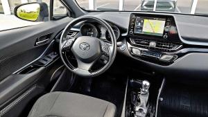 Серый Тойота C-HR 2020 в Вильнюс, объемом двигателя 1.80 л и пробегом 55 тыс. км за 20990 €, фото 29 на AUTOMOTO.COM.LV
