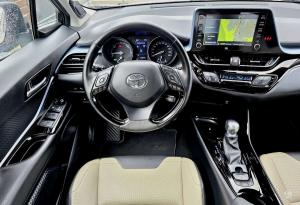 Grey Toyota C-HR 2020 in Taurage, with an engine capacity of 1.99 L and mileage of 218 thousand km for 16700 €, photo 16 on AUTOMOTO.COM.LV