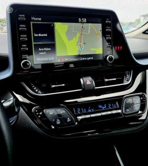 Grey Toyota C-HR 2020 in Taurage, with an engine capacity of 1.99 L and mileage of 218 thousand km for 16700 €, photo 19 on AUTOMOTO.COM.LV