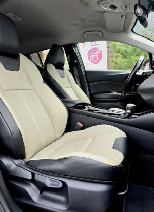 Grey Toyota C-HR 2020 in Taurage, with an engine capacity of 1.99 L and mileage of 218 thousand km for 16700 €, photo 25 on AUTOMOTO.COM.LV