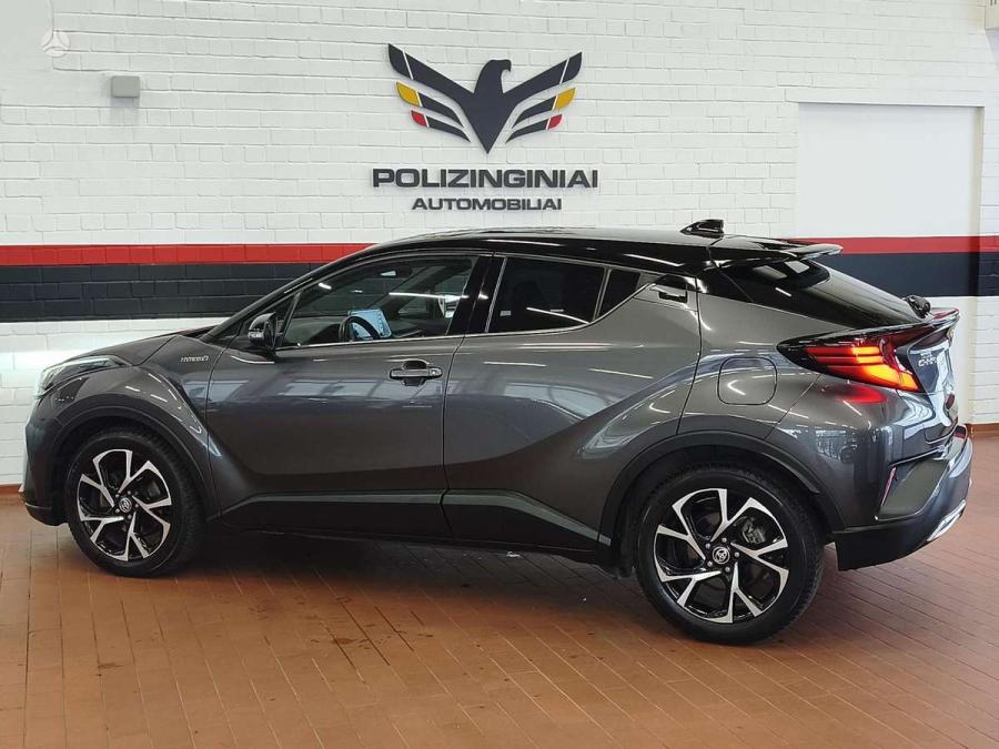 Серый Тойота C-HR 2020 в Каунас, объемом двигателя 1.99 л и пробегом 89 тыс. км за 21450 €, фото 5 на AUTOMOTO.COM.LV