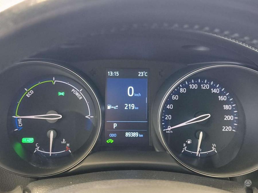 Серый Тойота C-HR 2020 в Каунас, объемом двигателя 1.99 л и пробегом 89 тыс. км за 21450 €, фото 14 на AUTOMOTO.COM.LV