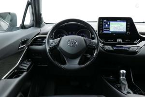 Grey Toyota C-HR 2020 in Vilnius, with an engine capacity of 1.99 L and mileage of 84 thousand km for 23900 €, photo 9 on AUTOMOTO.COM.LV