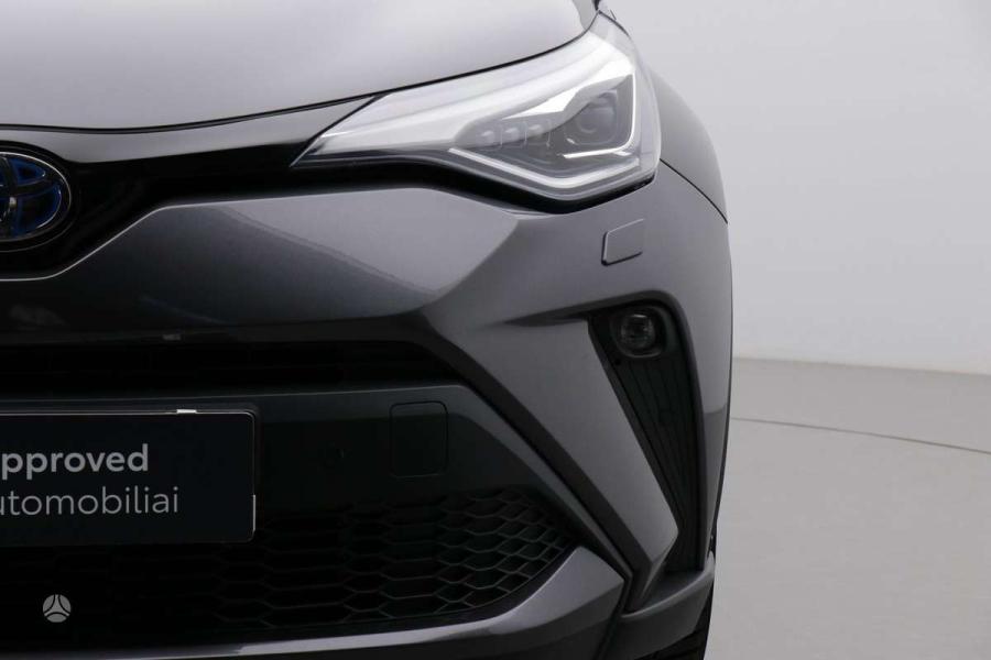 Grey Toyota C-HR 2020 in Vilnius, with an engine capacity of 1.99 L and mileage of 84 thousand km for 23900 €, photo 21 on AUTOMOTO.COM.LV